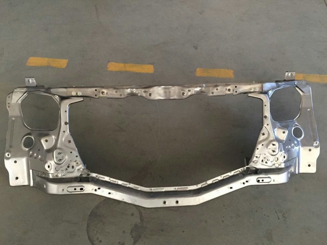Radiator Support / Radiator Frame Car Body Parts 2012 Isuzu D-Max ...